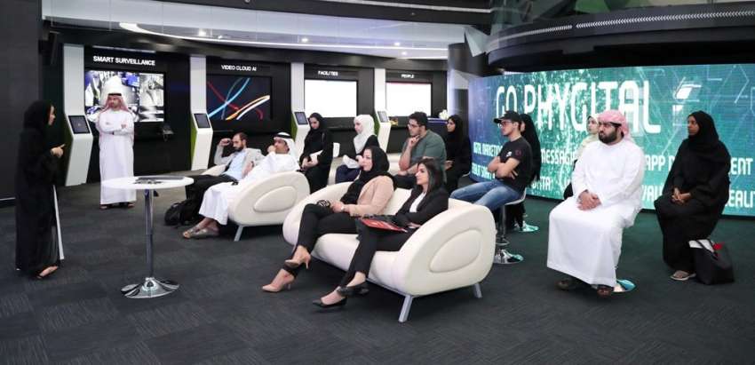 Etisalat Open Innovation Centre welcomes university students during UAE ...