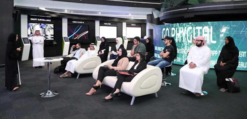 Etisalat Open Innovation Centre welcomes university students during UAE ...