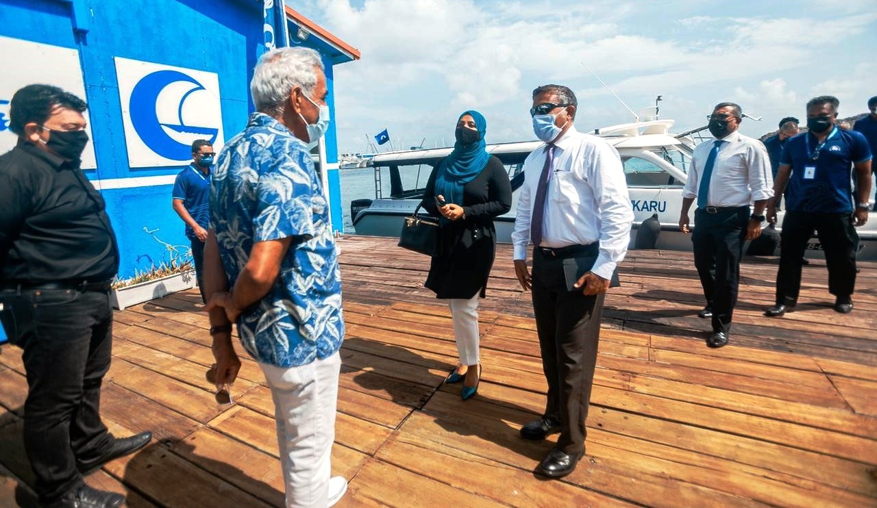 Government officials from Republic of Maldives visit Gulf Craft Factory ...