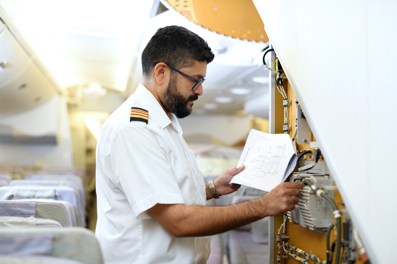 Emirates undertakes largest known fleet retrofit project as part of ...