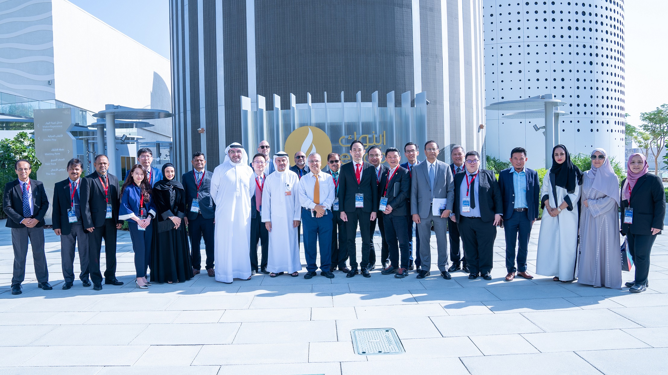 ENOC Group hosts Singaporean delegation at its state-of-art pavilion in ...
