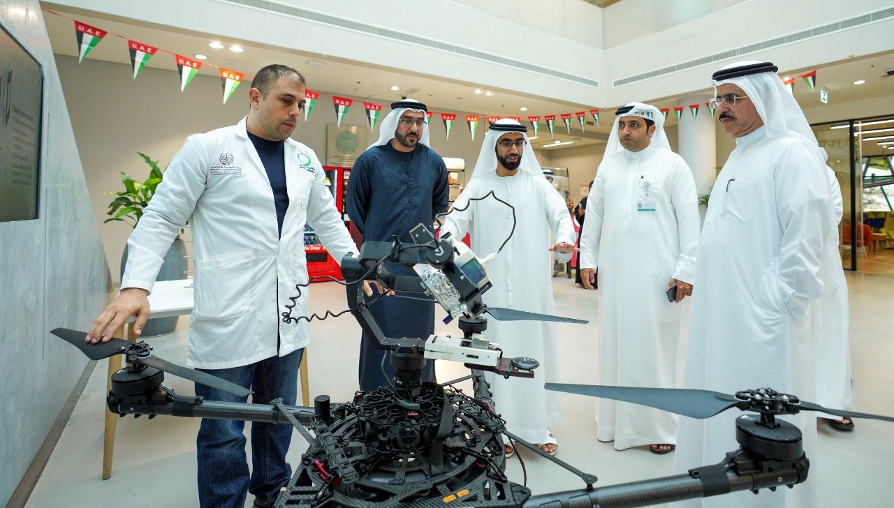 HE Saeed Mohammed Al Tayer reviews key projects at DEWA’s R&D Centre at ...