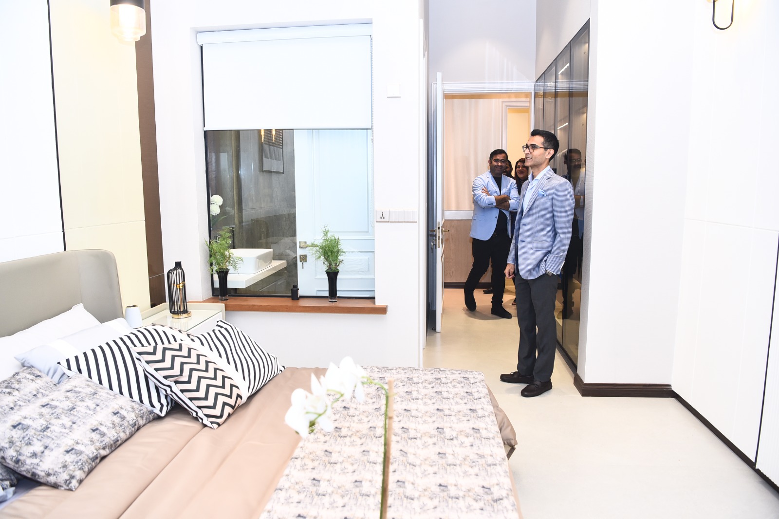 HMR Waterfront and Cloud 9 Investments hosts lavish Sales Event to ...