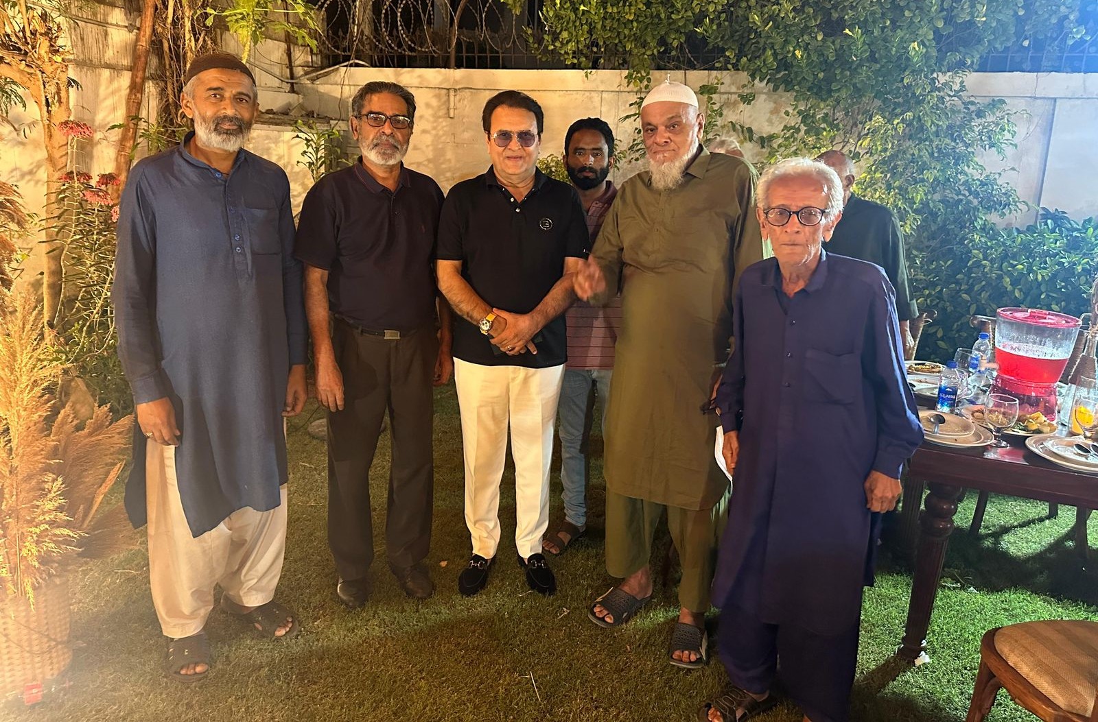 Hasan Habib Hashmi hosts beautiful Iftar gathering - Biz Today