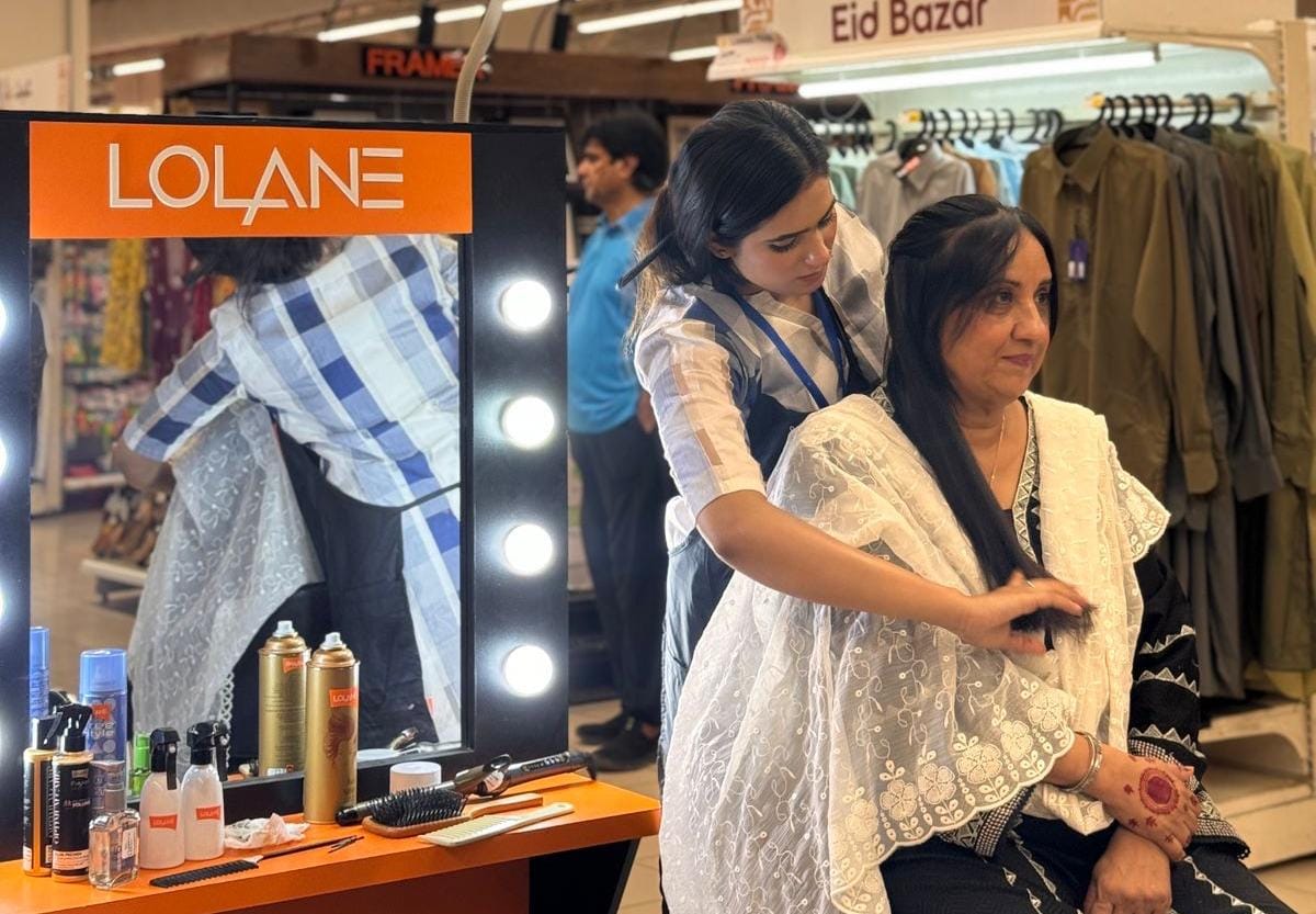 Lolane organizes Free hair styling and consultation activity at ...
