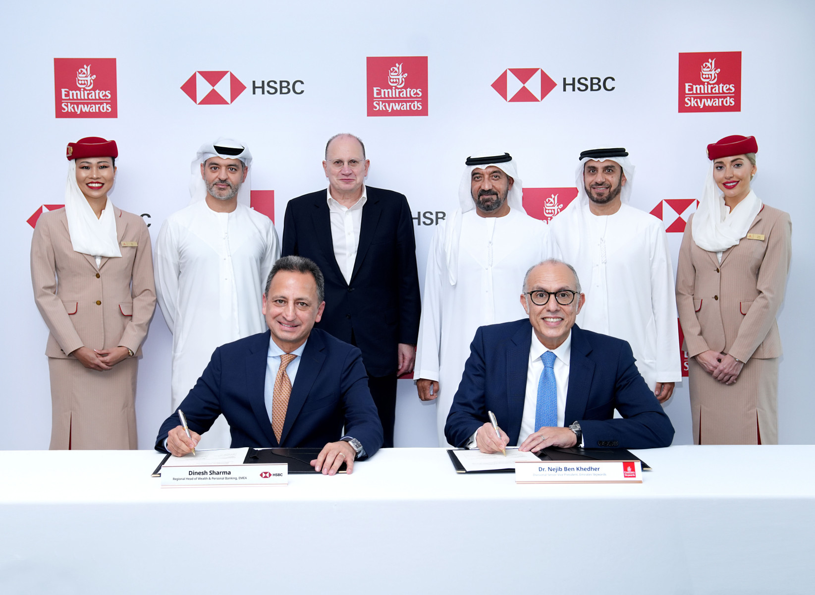 Emirates Skywards and HSBC announce new co-branded credit cards in the ...