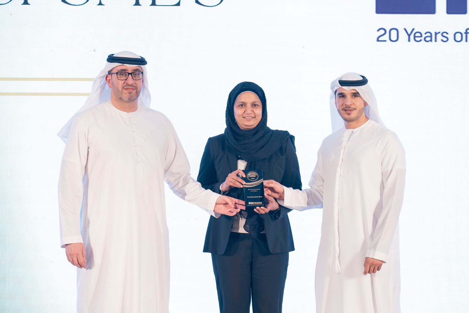 Emirates Islamic wins ‘Best Islamic Bank for SMEs’ and ‘Best Bond Issue ...