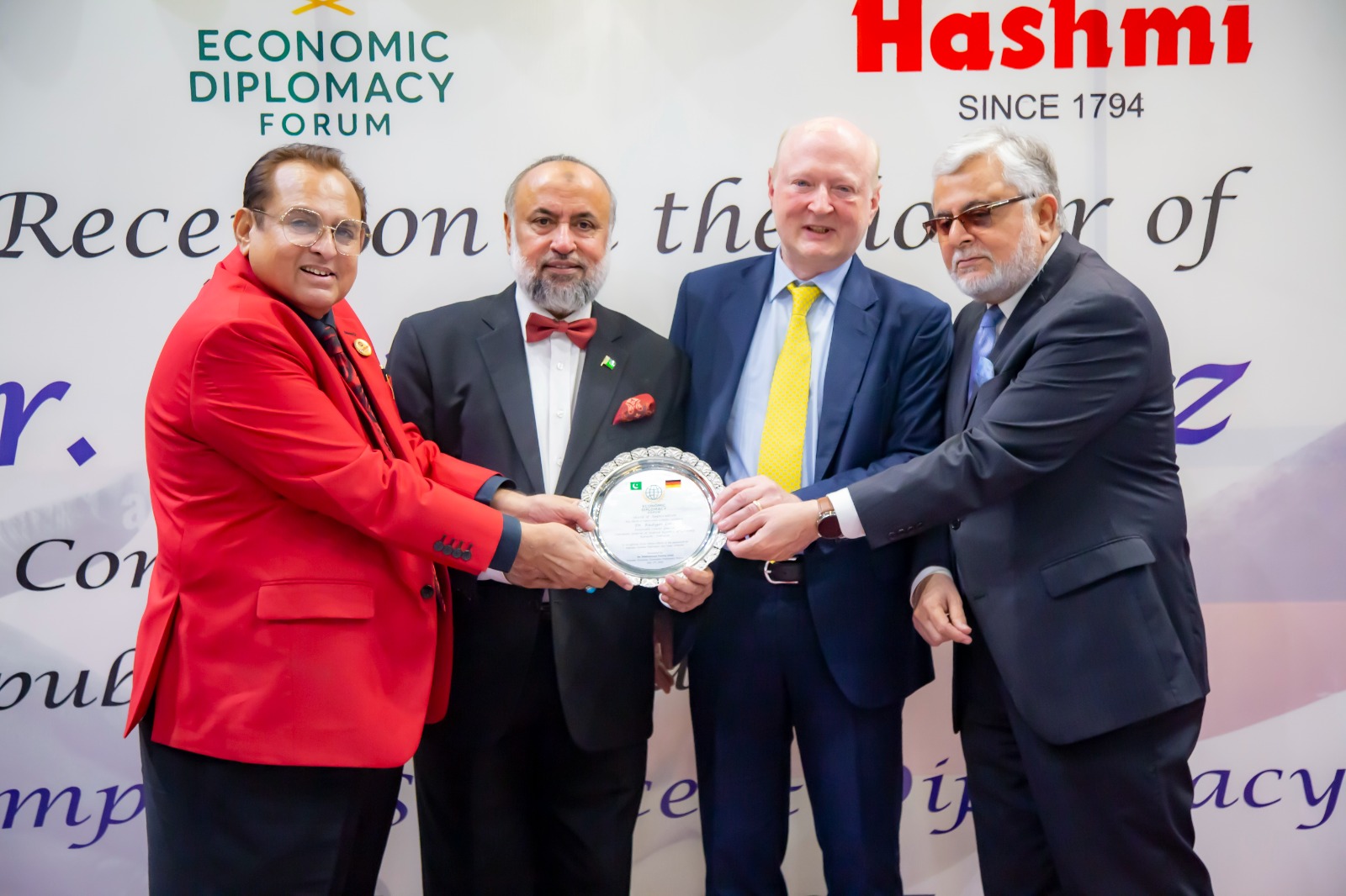 Hashmi Pakistan and Economic Diplomacy Forum hosts farewell reception ...