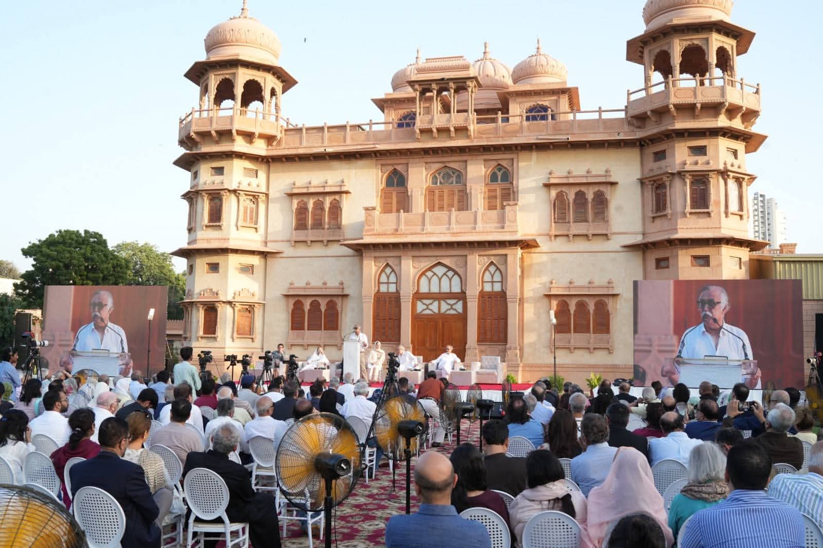 Shabbar Zaidi’s Autobiography “32 Onkar Road” Launched at Mohatta ...