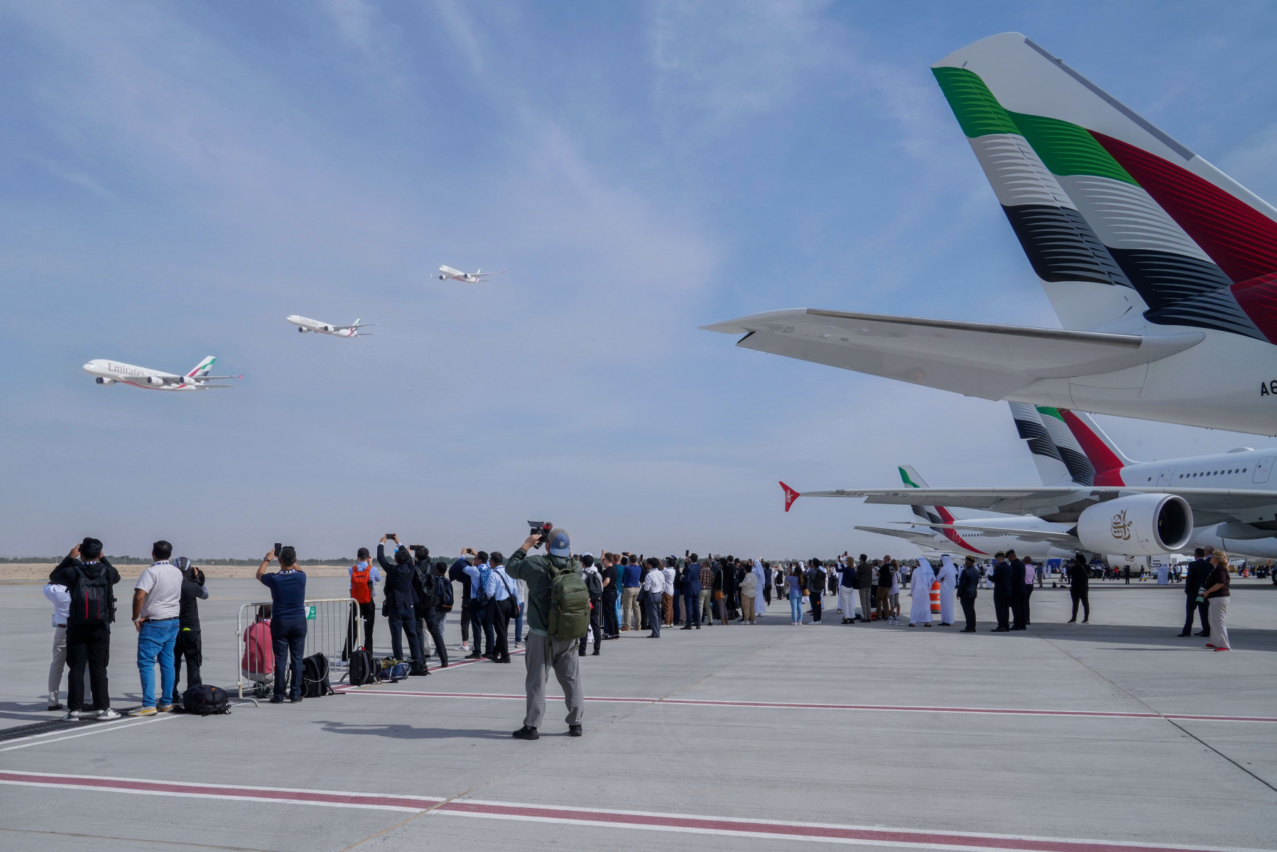 Emirates caps off Dubai Airshow with strategic investments to power ...